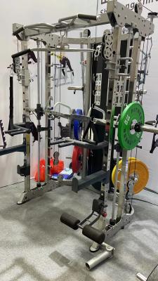 China Rack de máquinas Smith multifuncional para treinamento de força Grande e personalizável à venda