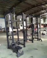 China Versatile Multi Functional Smith Machine with 460kg Weight Capacity and TIG Welding for sale