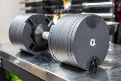 Cina Befreeman Commercial Dumbbell Set Regolabile Acciaio Libero Apparecchiatura per palestra sollevamento pesi in vendita