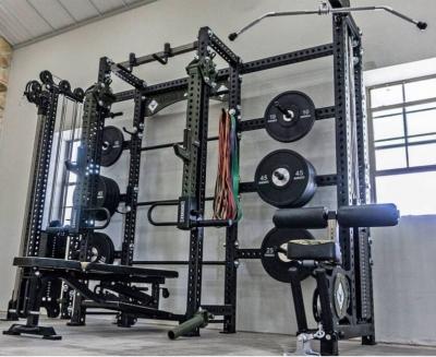 China Andere capaciteit Multifunction Station Cable Crossover Squat Free Combination Power Rack Squat Rack Te koop
