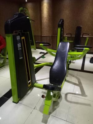 Cina Centro di ginnastica commerciale Macchina per la pressione a spalla a seduta opzionale colore del telaio selezionabile in vendita