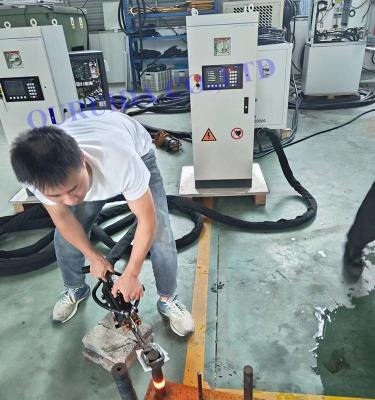 China Máquina de calefacción por inducción móvil 340V Protable 80KW para la expansión del calentamiento de pernos en venta
