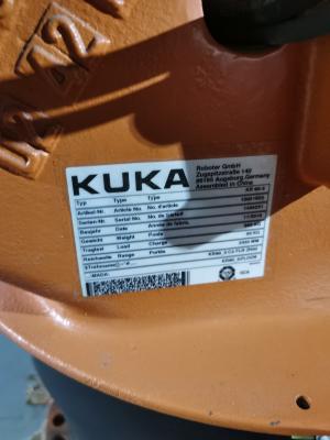 中国 2033 mm Reach KUKA KR60-3 60KG 素材処理とピックアップのために使用された KUKA ロボット 販売のため