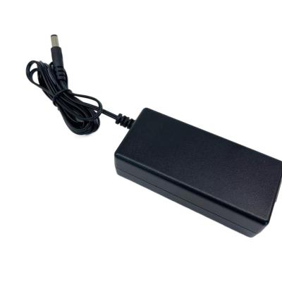 China adaptador Desktop do poder de 4.5V 5A elétrico para o uso do escritório domiciliário à venda