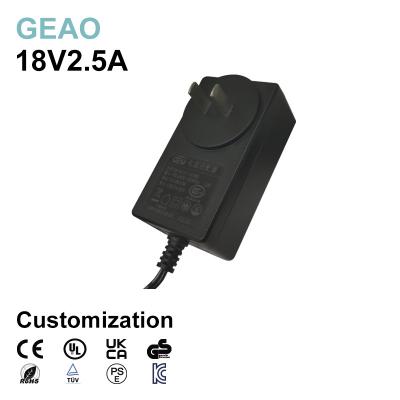 Cina 18V 2.5A Wall Mounted Power Adapters For Hair Trimmer Meidical Macbook Chromebook in vendita
