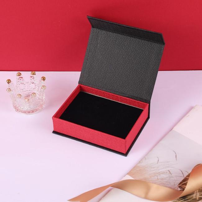 Fancy Solid Color Custom Logo Printing Matt Laminated Rigid Foldable Cardboard Wedding Grown Packaging Magnetic Box