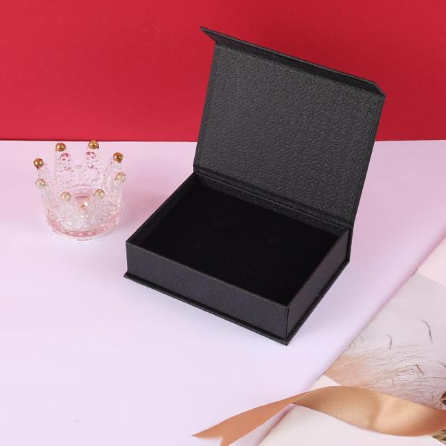 Fancy Solid Color Custom Logo Printing Matt Laminated Rigid Foldable Cardboard Wedding Grown Packaging Magnetic Box