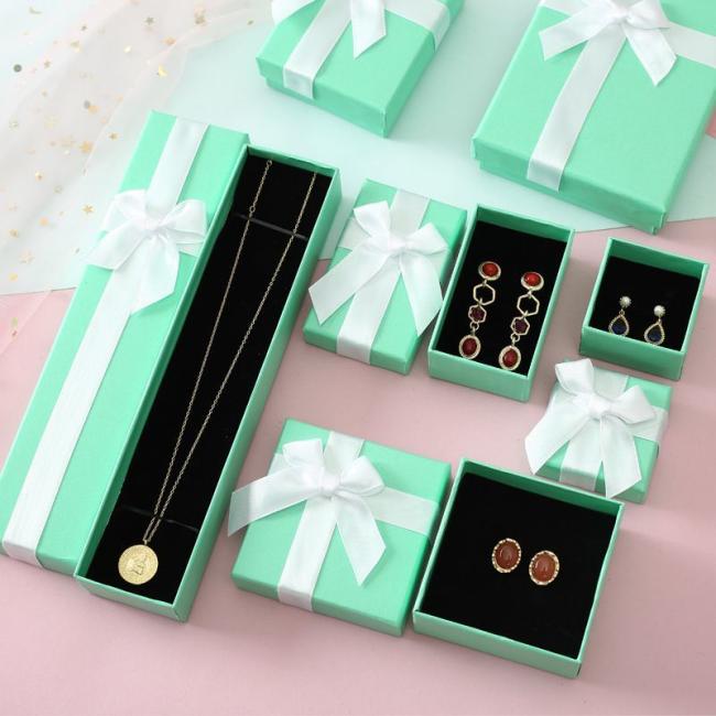 Luxury Jewellery Paper Gift Box with Custom Logo Printing, China Manufacturer Wholesale Storage Box, Free Samples Available Display Box