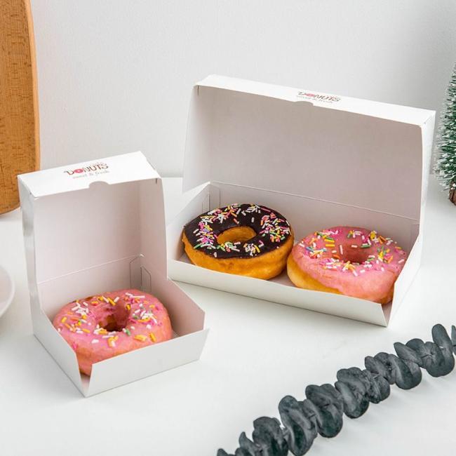 Cardboard Paper Triangle Shape Disposable Chocolate Donut Sandwich Cake Pizza Chocolate Pizza Packaging Box with Window