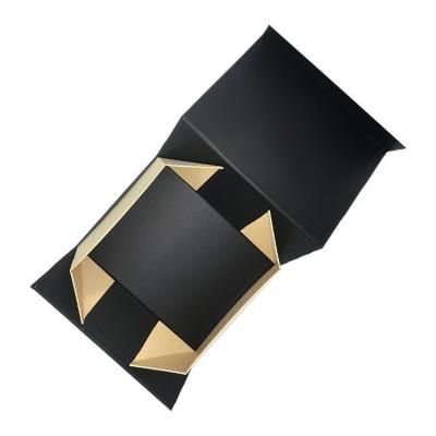 China Foldable Rigid Cardboard Box With Magnetic Closure Paper Gift Box For Watch Wedding Party for sale