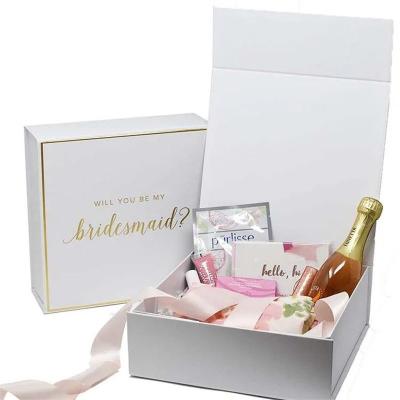 China Custom Magnetic Closure White Cardboard Gift Box For Mother's Day Valentine's Day for sale