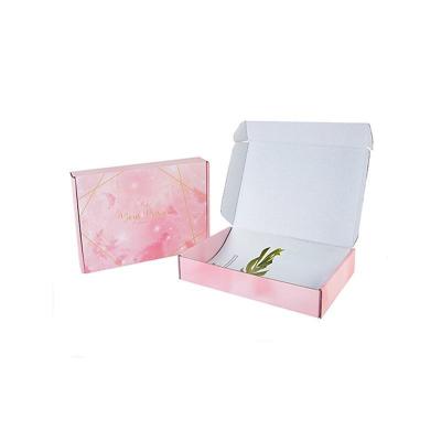 Cina OEM Folding Gift Box Paper Packing Mailer Box Custom Per Scarpe T-shirt Abito in vendita