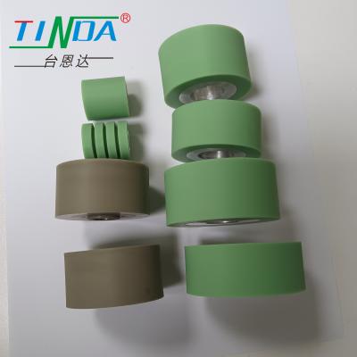 Cina Rulli di gomma resistenti all'usura per la sigillatura delle cuciture ad aria calda PFAFF 8323 in vendita