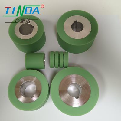 Cina Rulli di gomma resistenti all'usura per la sigillatura delle cuciture ad aria calda PFAFF 8323 in vendita