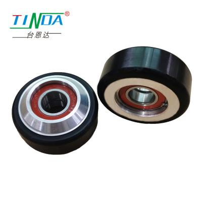 Cina Ruota a rulli elastomerica di gomma poliuretanica silenziosa di lunga durata con nucleo metallico di alluminio in vendita