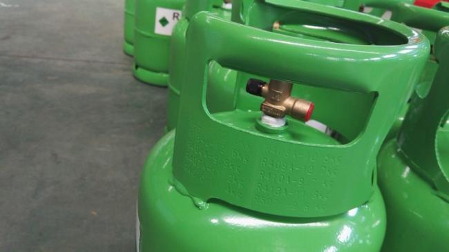 High Purity Refrigerant R404A Refillable Cylinder 12L