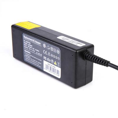 Cina L'adattatore 90W di CA del computer portatile della sostituzione ASUS mette in cortocircuito la CC del nero 5.5*2.5mm della protezione in vendita