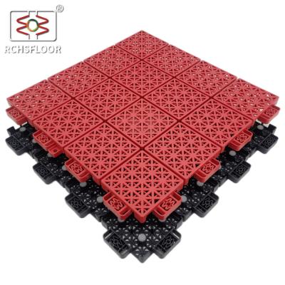 Cina 410g Piastrelle da pavimento in PVC per esterni di spessore 1,81 cm Piastrelle da giardino in vendita