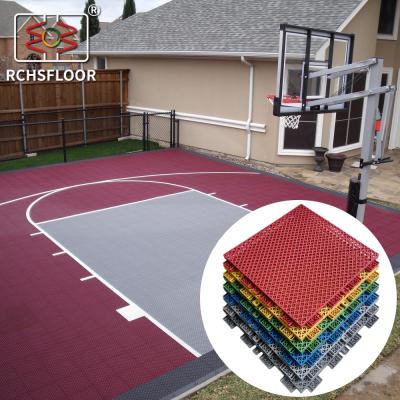 China 1000 Pieces Volleyball Court PP Interlocking Tiles Carton Package for sale