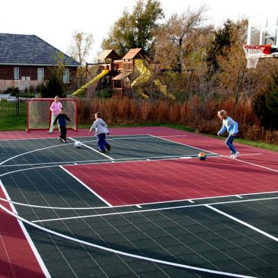Cina Piastrelle sportive interconnesse in PP per campi da basket e per usi multipli in vendita