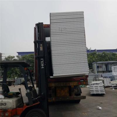 China 204pcs 10kg lightweight eps sandwich panel with 0.426mm for a 40ft container for sale