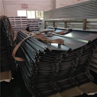 China sliver grey corrugated roof sheets 3000-1050-0.426mm for poultry farming for sale