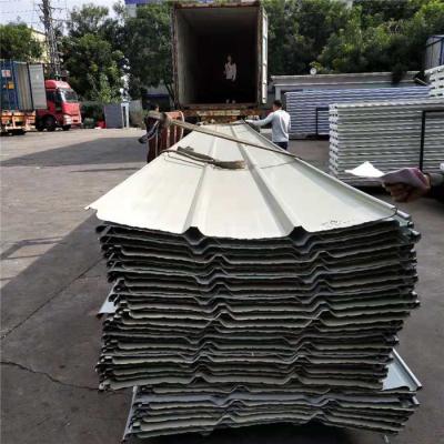 China 840mm build materials insulated roof sheet with 0.476mm thickness for caravan for sale