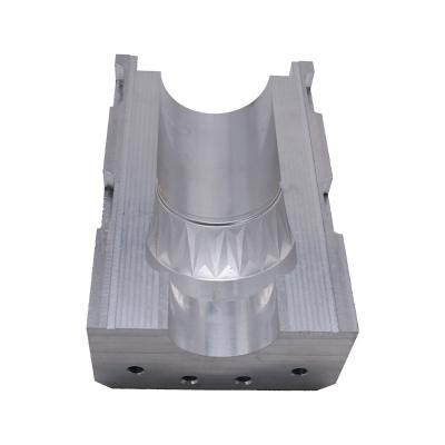 中国 量産 Cnc 5部 軸 アルミ Cnc ターニング フレッシング 機械加工 パーツ オーダーメイド 機械加工 サービス 販売のため
