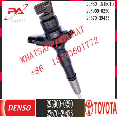 China DENSO TOYOTA Diesel Fuel Injectors Common Rail 295900-0250 23670-39435 for sale