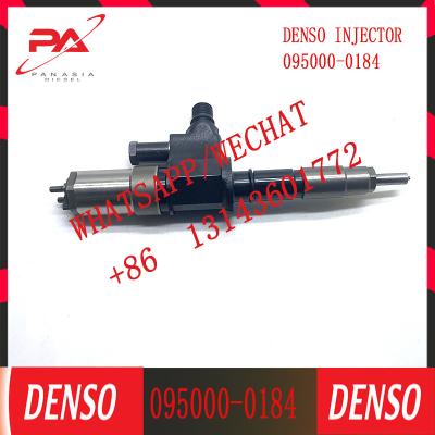 Cina Nuovo iniettore di carburante diesel Common Rail 095000-0183 095000-0184 per NI-SSAN TRUCK MD92 16650-Z6005 in vendita