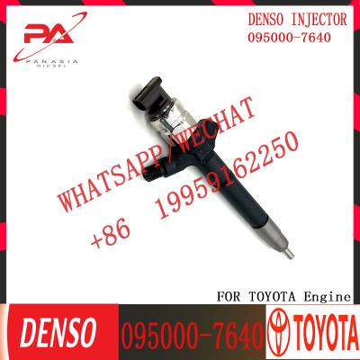 Cina Iniettore di combustibile diesel di alta qualità per il trasporto ferroviario comune 095000-7640 per Corolla Verso Rav4 2AD-FTV 23670-0R170 in vendita