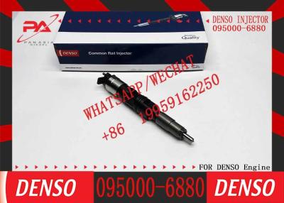 China 095000-6880 Injetor de combustível diesel Injetor de carris comuns 095000-8550 095000-7150 095000-6880 RE539818 RE533505 RE532216 à venda