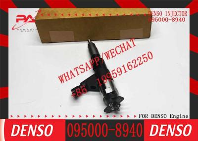 China DENSO Bocal de injecção de combustível Assy 0950008940 095000-8940 DLLA127P1098 095000-8941 RE543266 à venda