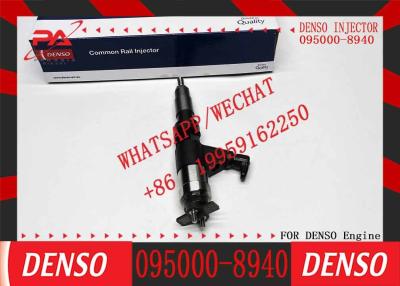 China DENSO Bocal de injecção de combustível Assy 0950008940 095000-8940 DLLA127P1098 095000-8941 RE543266 à venda