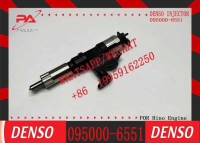 China Injetores de combustível diesel Assemblagem 095000-6551 23670-E0190 para HI-ON N04C-T 095000-3660 bocal do injetor 0950006551 à venda