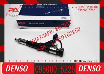中国 コモンレールインジェクタ 095000-5220 095000-5225 095000-5226 HINO E13C 700シリーズ 23670-E0340 23670-E0341 販売のため