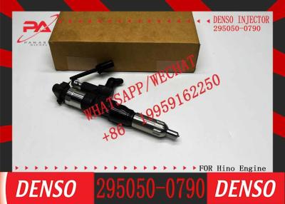중국 최고 품질의 디젤 일반 철도 연료 주입기 23670E0530 2950500790 23670-E0530 295050-0790 HINO 엔진 판매용