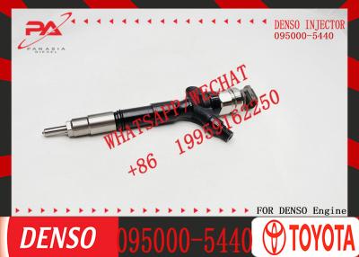 Cina 095000-5440 095000-5442 ugelli iniettore Common Rail 095000 5440 095000 5442 095000 5440 095000 5442 per Toyota Hiace in vendita
