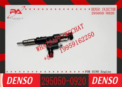 Китай Инжектор топлива 295050-9920 295050-2660 295050-0920 23670-E0540 для двигателя J05E продается