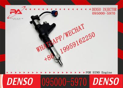 Cina 095000-5970 095000-5971 095000-5972 Iniettore di carburante 23670-E0360 per motore diesel HINO serie 700 E13C in vendita