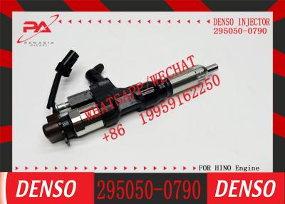Cina Iniezione Common Rail di alta qualità 295050-0790 23670-E0530 per assemblaggio di ugelli diesel J08E J05E in vendita
