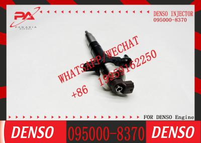 Cina Iniettore di carburante per motori diesel 095000-8370 095000-8373 8-98119228-3 Iniettore Common Rail 095000-8370 in vendita