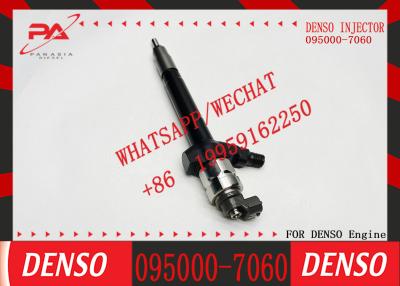 China 095000-7060 Injetores comuns 095000-7061 Injetor de combustível 6C1Q-9K546-BB 6c1q9k546bc Para Ford Transit 2.4 TDCi DCRI107060 à venda