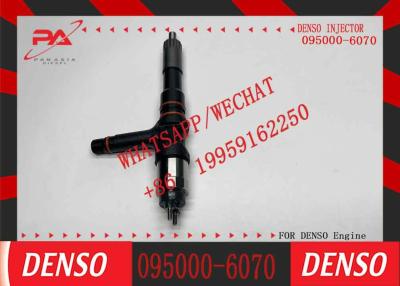 China Injetor de Combustível Diesel Common Rail Modelo 0950006070/6251-11-3100/095000-6070 para PC350-7 PC400-7 à venda