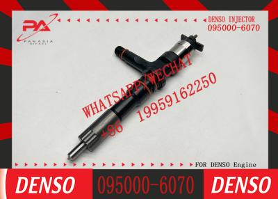 China 6251-11-3100 Brandstofinjector 095000-6070 voor PC800-6 WA320 WA470 Graafmachine Lader Te koop