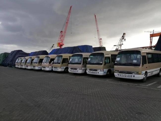 Stock New Yellow Sea Double Cabin Diesel Pickup Petrol 4WD 5MT Luxury 5
