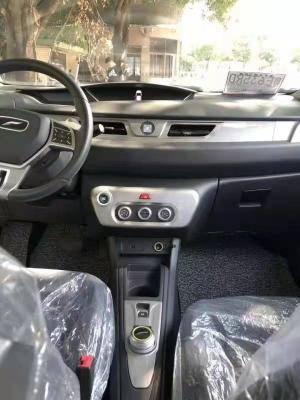 China carro usado elétrico puro 24kwh 200km do sedan do veículo motorizado 120km/H à venda