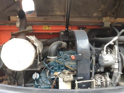 Cina Usato Kubota 8ton escavatore Motore 47.8KW Rosso 0.31m Bucket Showroom Località in tutto il mondo in vendita