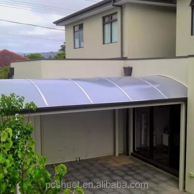 China Commercieel dak Opvouwbaar helder polycarbonaat voor kas 4 Wanden 20 mm holle polycarbonaatplaten Te koop