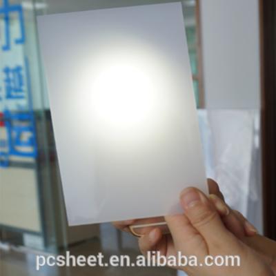 China 1.8mm opaal polycarbonaatplaat Eco Friendly Diffuser Polycarbonaatplaat voor ledverlichting Te koop